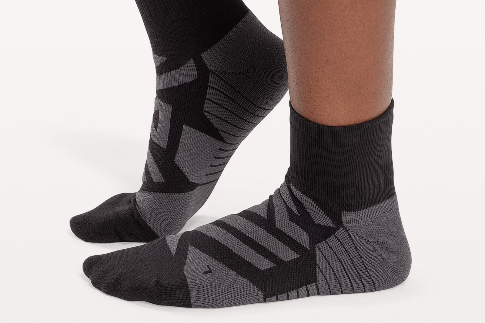 On Running Ultra Apparel Review: Mountain Race Ready - Believe in the Run